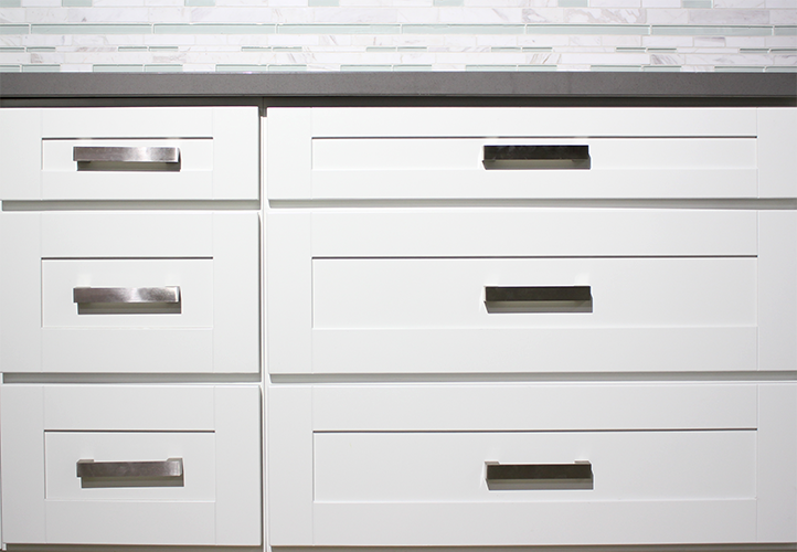 Classic White Shaker | White Shaker Cabinets | White Shaker Kitchen ...